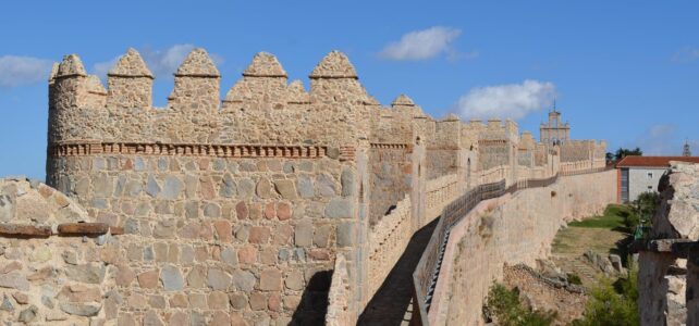 Acceso a la Muralla de Ávila: Guía e información que debes saber ...